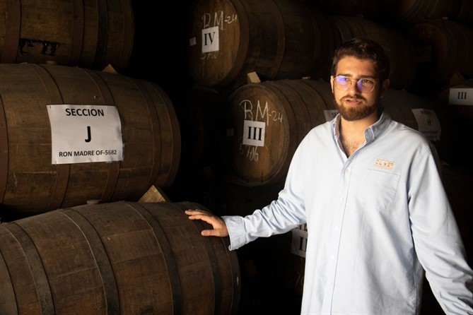 Et længe ventede besøg hos Oliver Rums - Rom artikler og nyheder ...